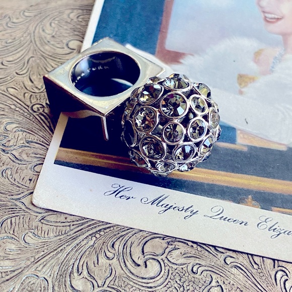 Trina Turk | Jewelry | Rare Gorgeous Trina Turk Orb Crystal Statement ...